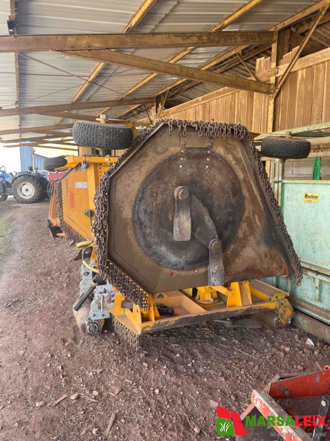 Broyeur à axe vertical GIMBRE GT 4000 d'occasion en vente sur Marsaleix